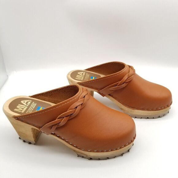 MIA | Shoes | Mia Sweden Elsa Women Clogs Luggage Tan Leather Sz 7 M ...